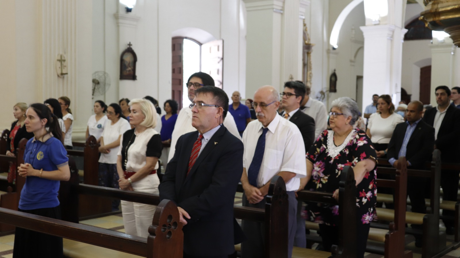 Celebran misa por 63° aniversario de la Universidad Católica - UC
