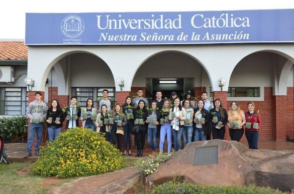 Extensión Universitaria - UC