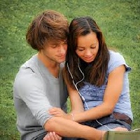 Sentido del noviazgo: conocerse, tratarse, respetarse - UC