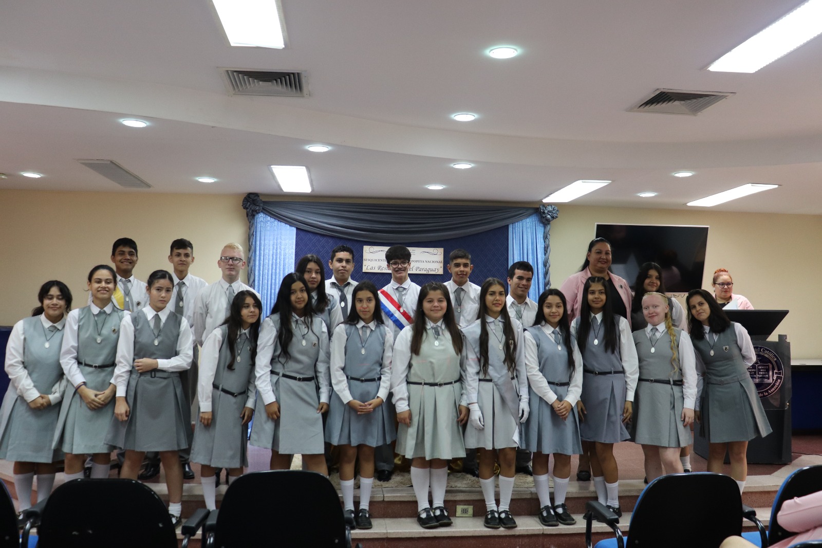Alumnos de Santa Luisa de Marillac se graduaron de la Educación Escolar ...