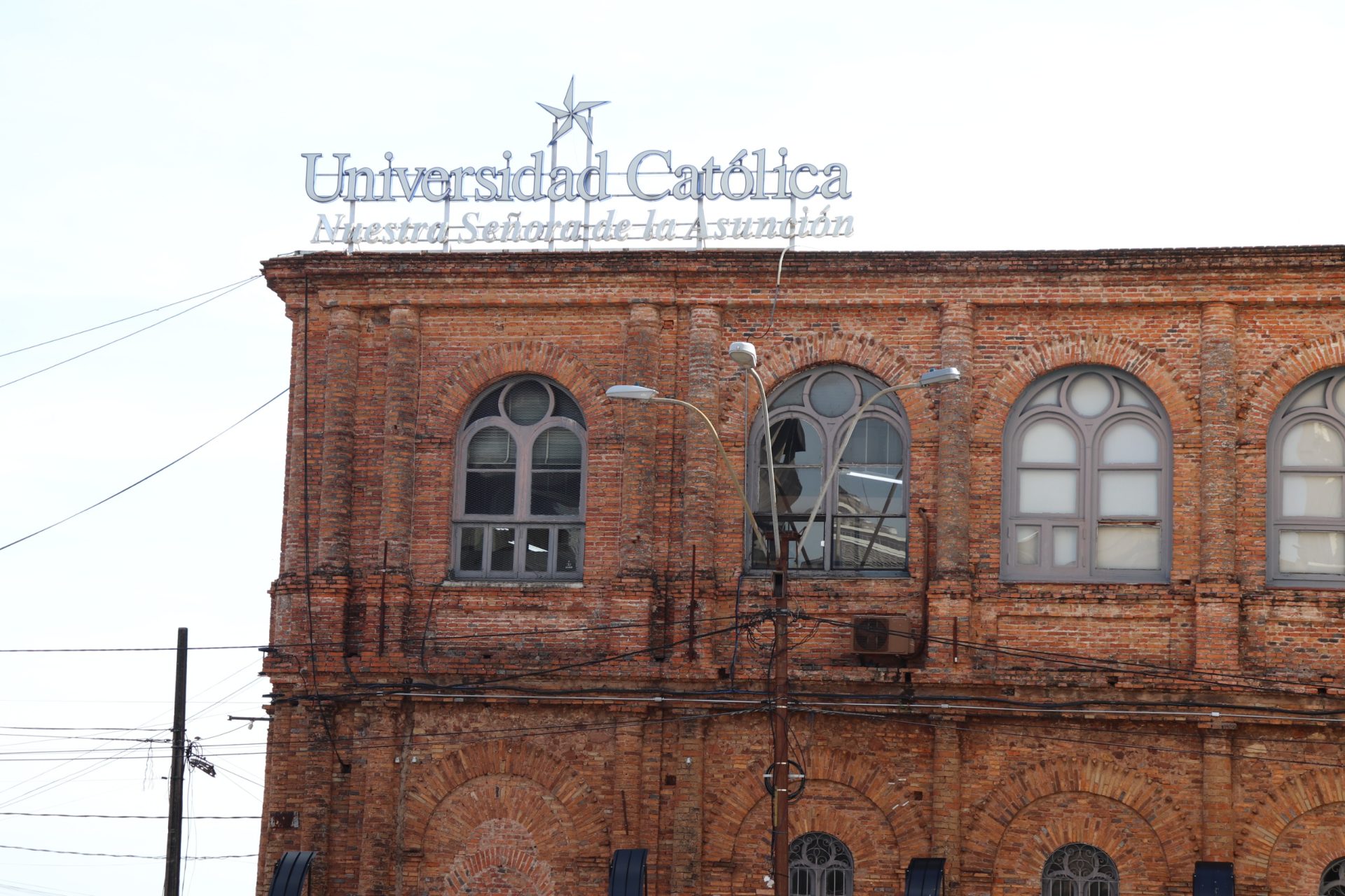 La Universidad Católica se convierte en la primera institución ...